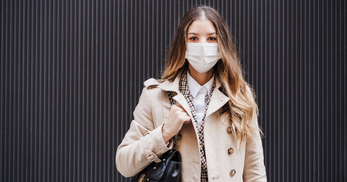 This Is How You Can Prevent Sweating Under Your Face Mask